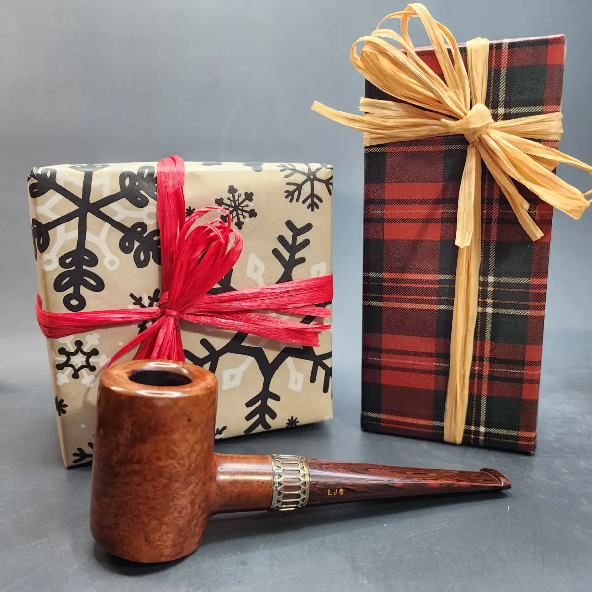 GIFT BOX + WRAP + CARD - MBSDpipes.com