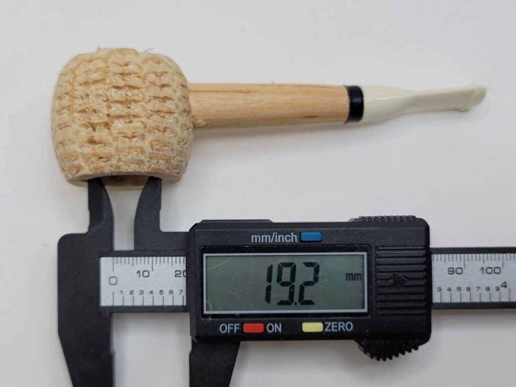 Missouri Meerschaum The Chub Cornabis Corn Cob Smoking Pipe, Built In Carburetor - MBSDpipes.com